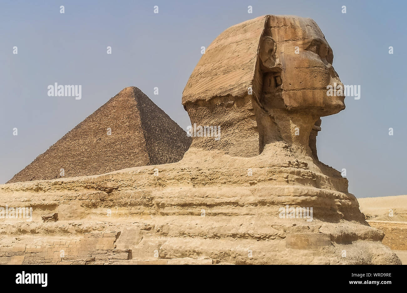 Side sky sphinx hi-res stock photography and images - Alamy