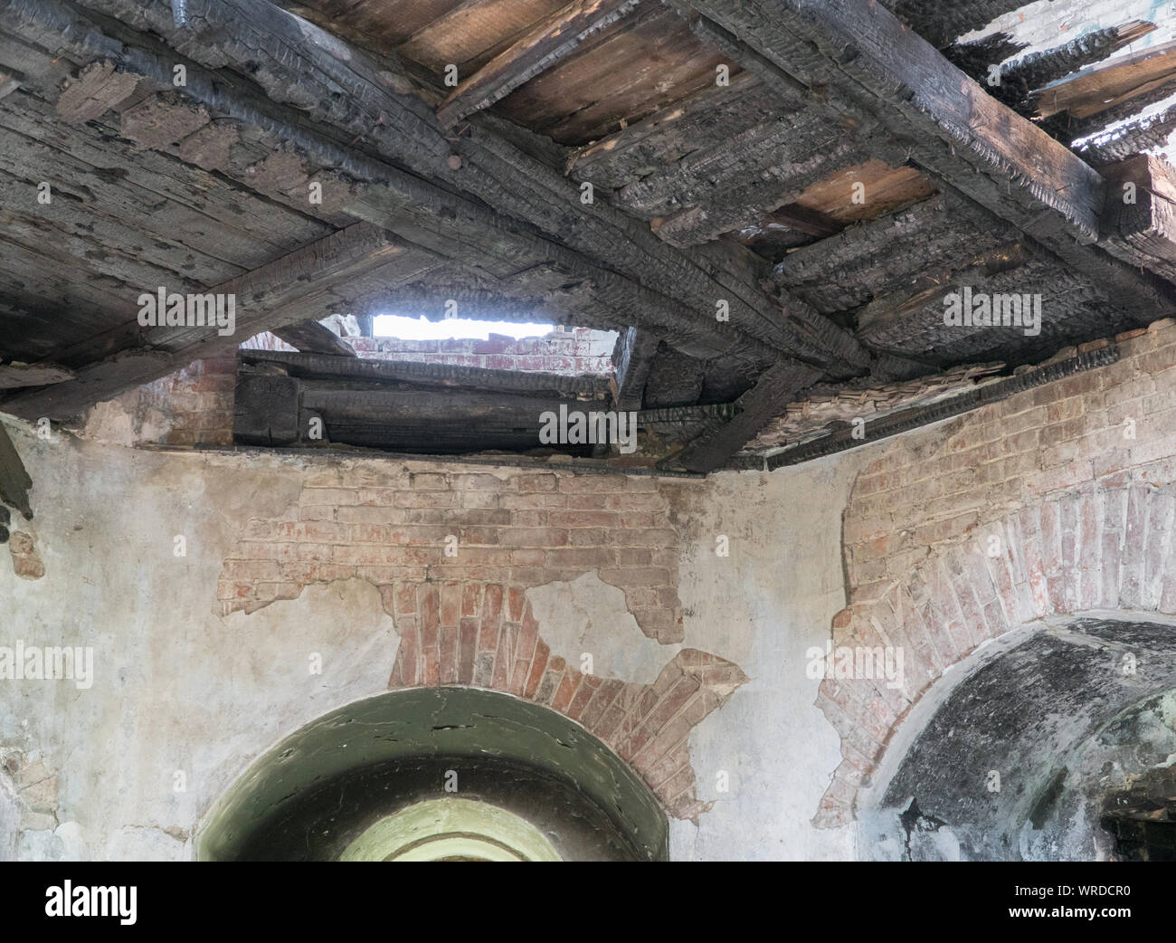 Burnt house interior burned hi-res stock photography and images - Alamy