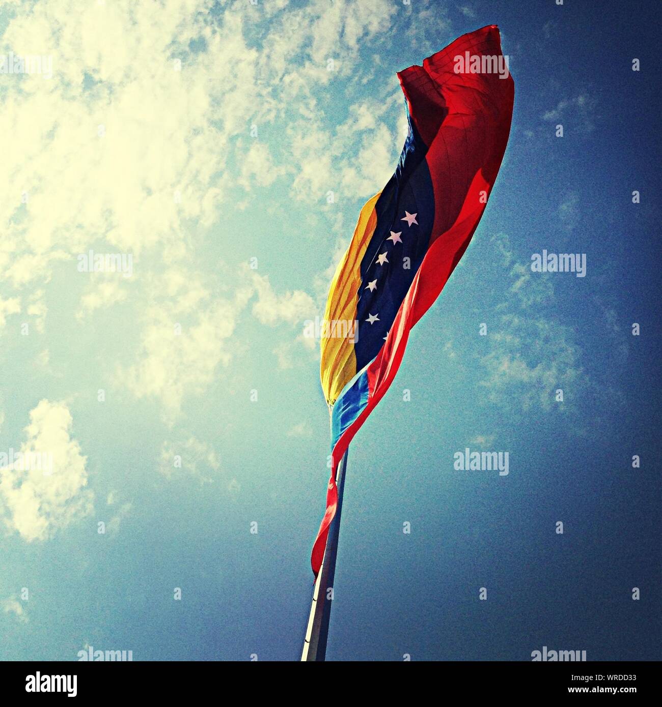 Flag hoisting pole hi-res stock photography and images - Alamy