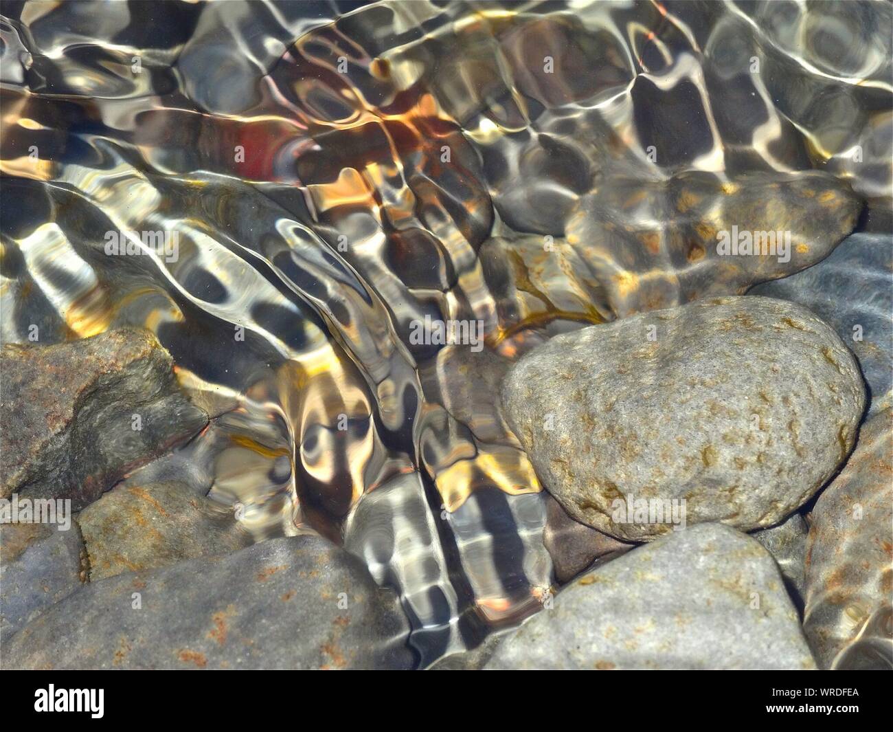 Refraction pattern hi-res stock photography and images - Alamy