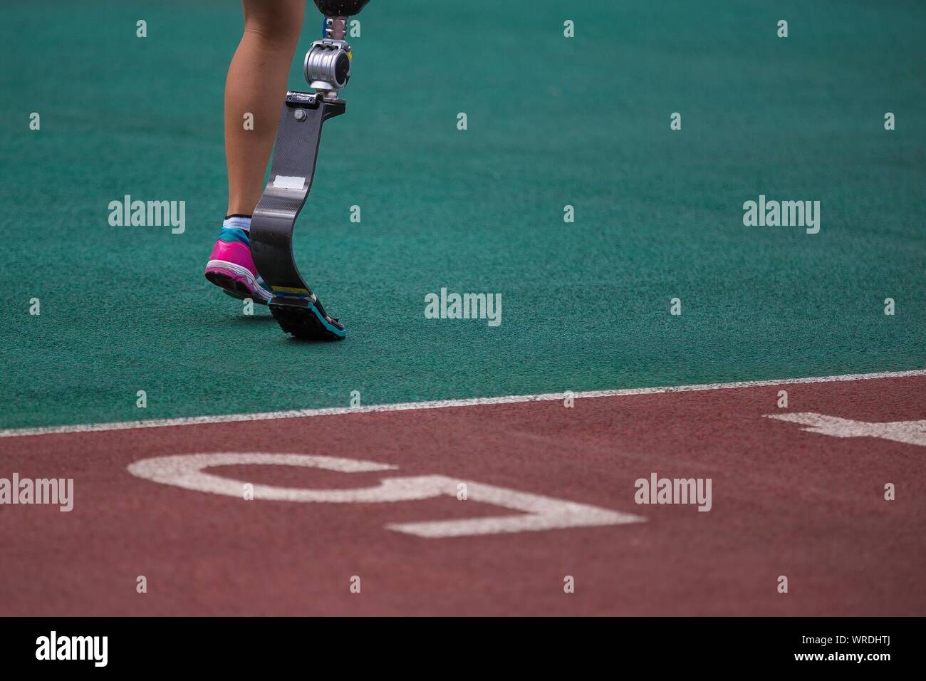Prosthetic woman running High Resolution Stock Photography and Images ...