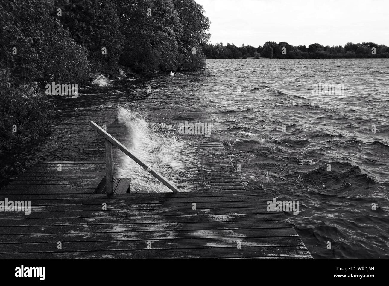 Broken pier hi-res stock photography and images - Alamy