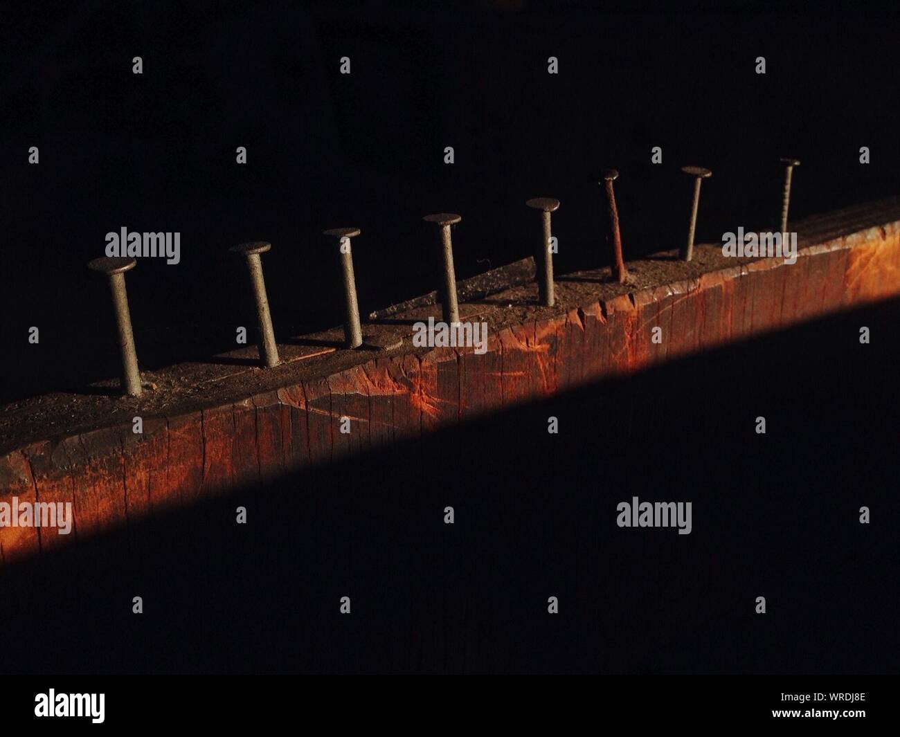 Black beam hi-res stock photography and images - Alamy