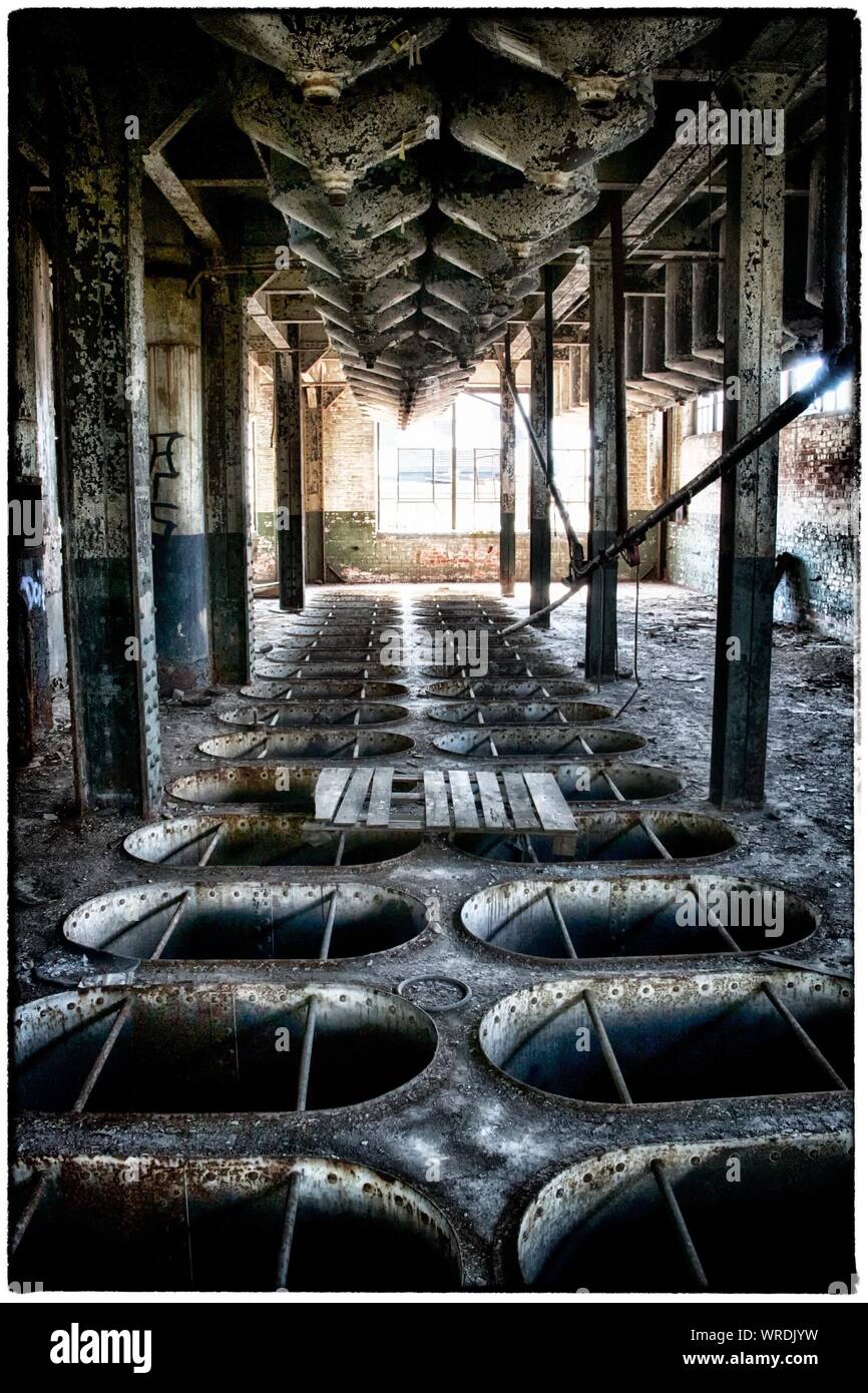 Abandoned architecture Cut Out Stock Images & Pictures - Alamy