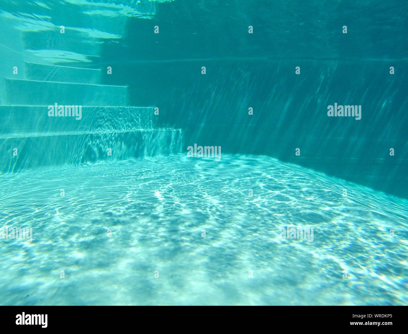 Turquoise swimming pool hi-res stock photography and images - Alamy