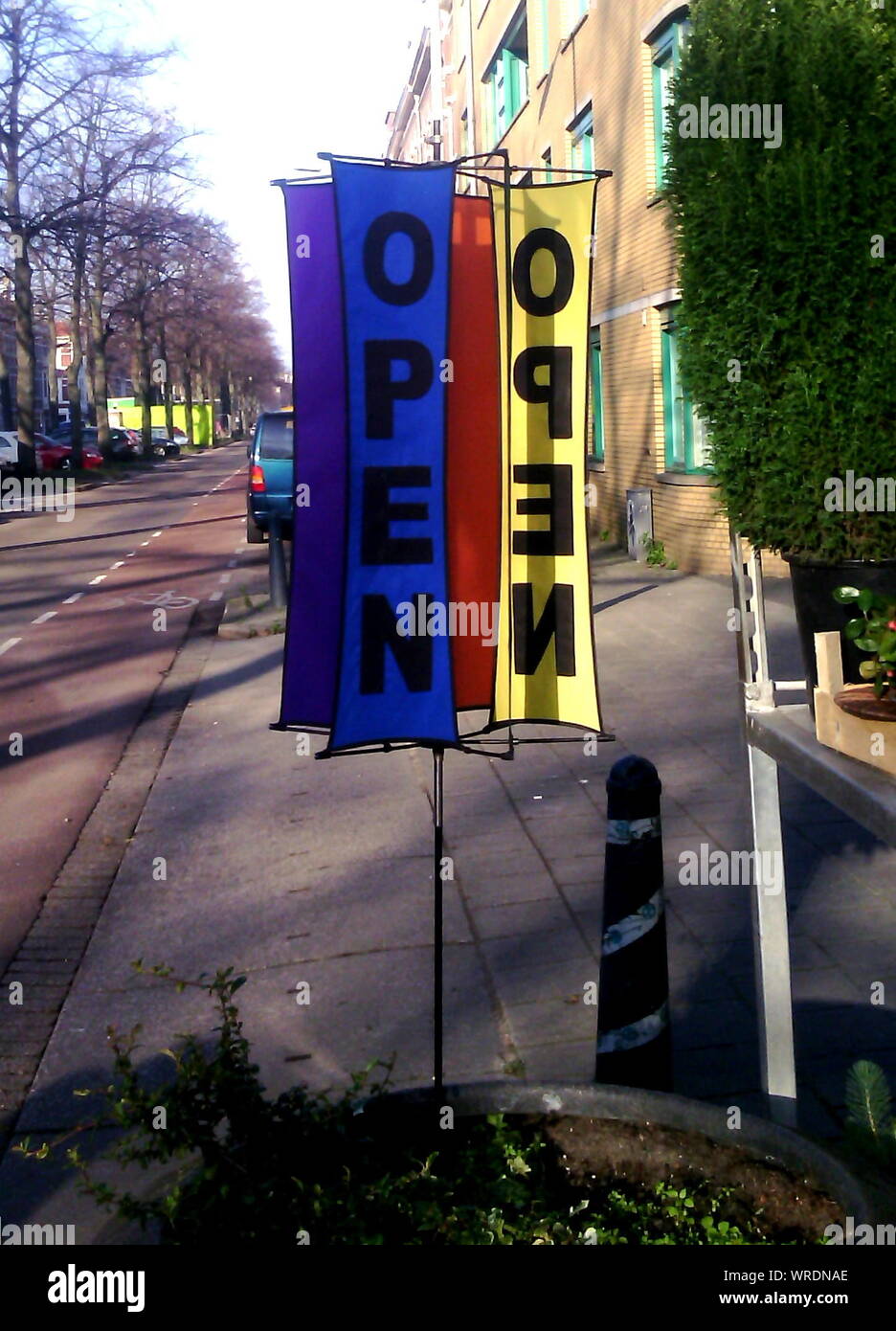 Sign colored hi-res stock photography and images - Alamy