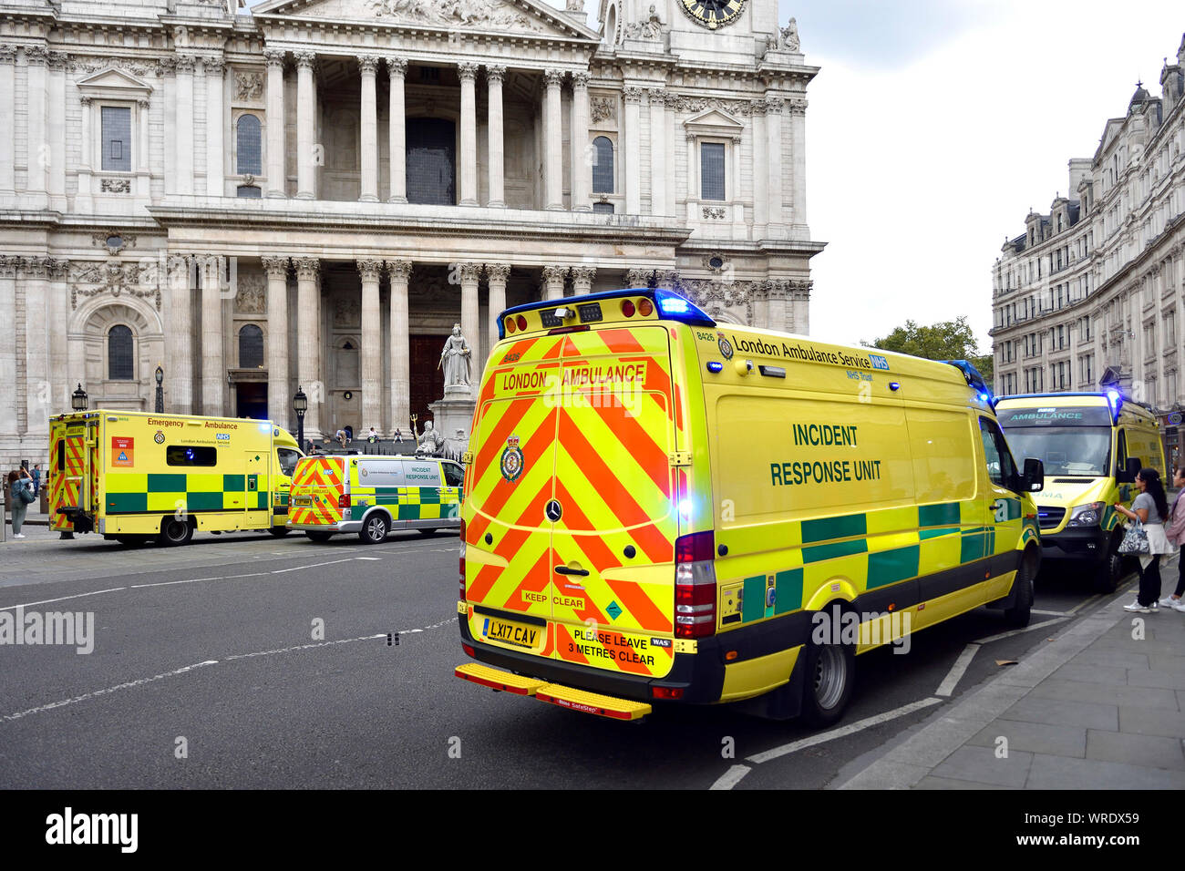 Emergency services and incident response units hi-res stock photography ...
