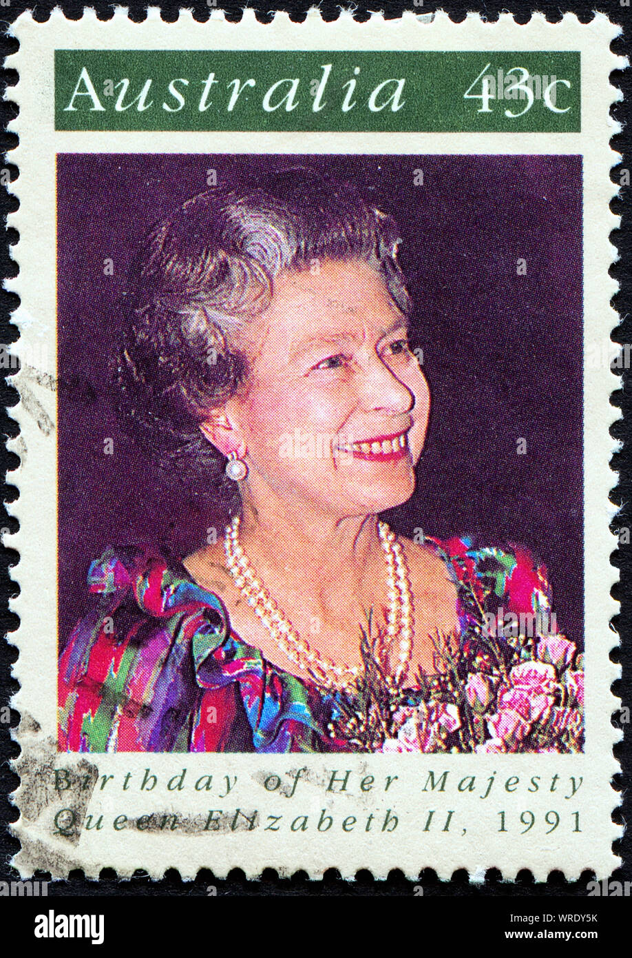 Queen Elizabeth II on vintage postage stamp Stock Photo - Alamy