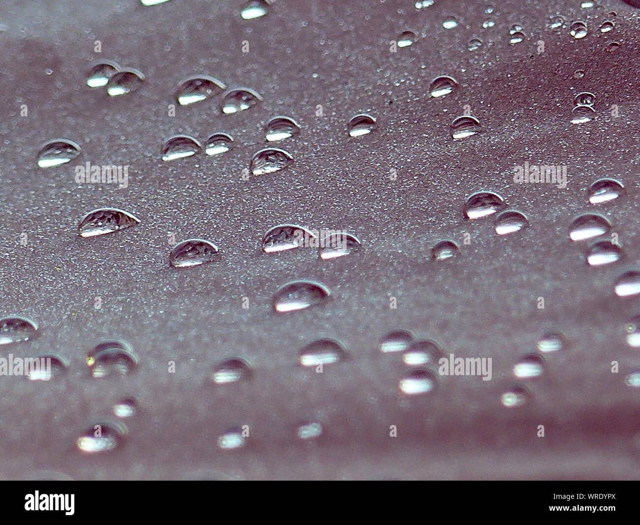 Surface drops hi-res stock photography and images - Alamy
