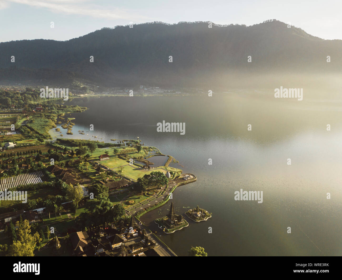 Aerial view of Temple Pura Ulun Danu, Baratan lake Stock Photo - Alamy