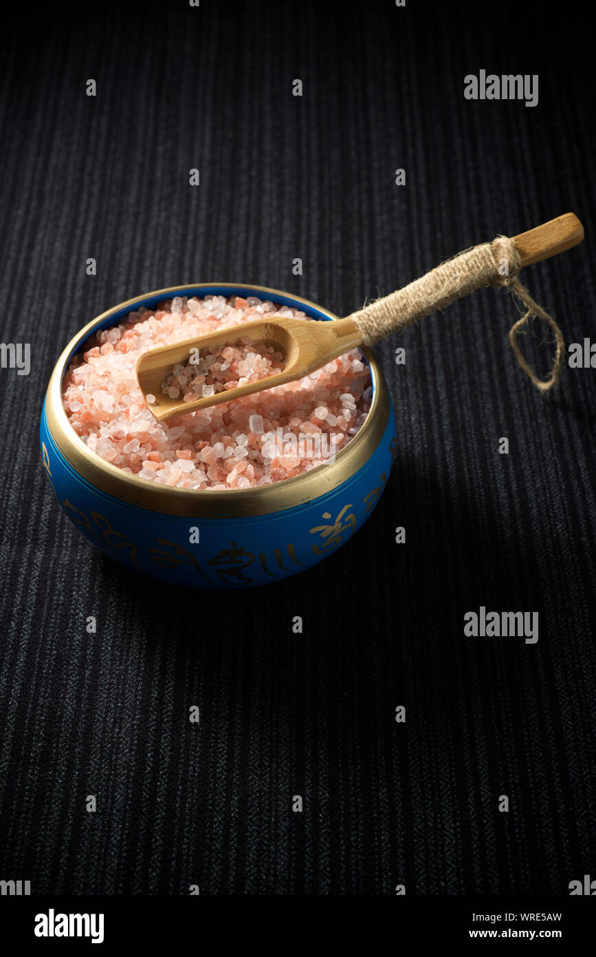 Tibetan salt hi-res stock photography and images - Alamy