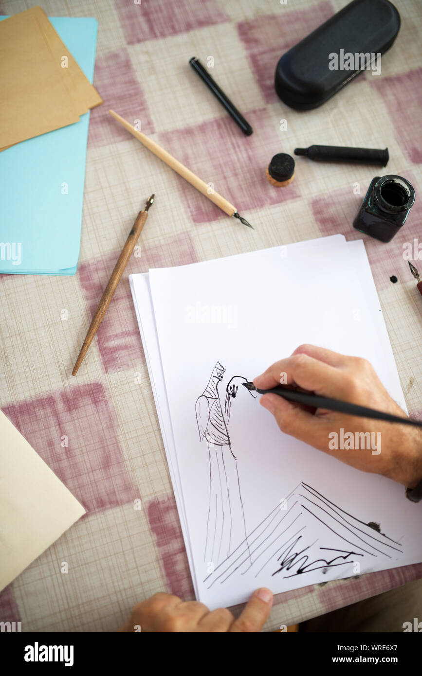 Elderly male artist drawing home hi-res stock photography and images ...