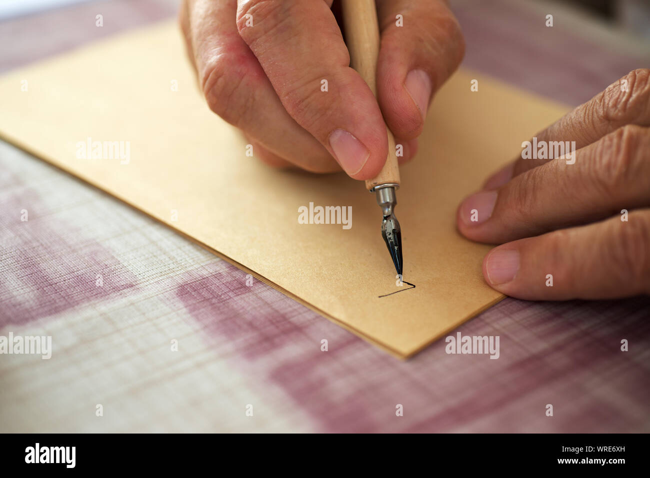 Letter correspondence hi-res stock photography and images - Alamy