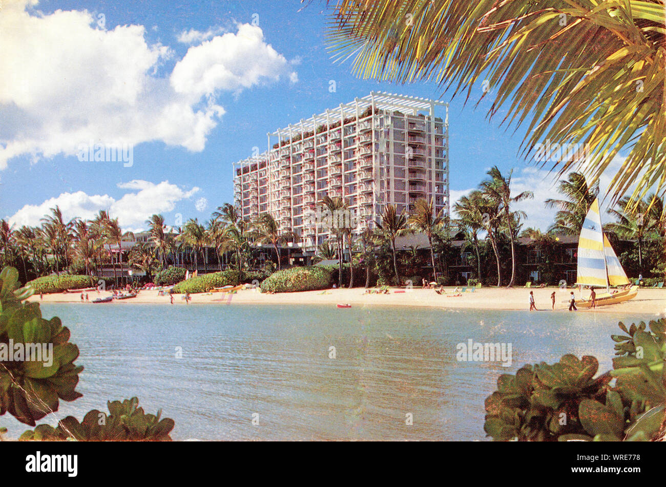 Hawaii USA - CIRCA 1978: Postcard showing Honolulu beach with tourist ...