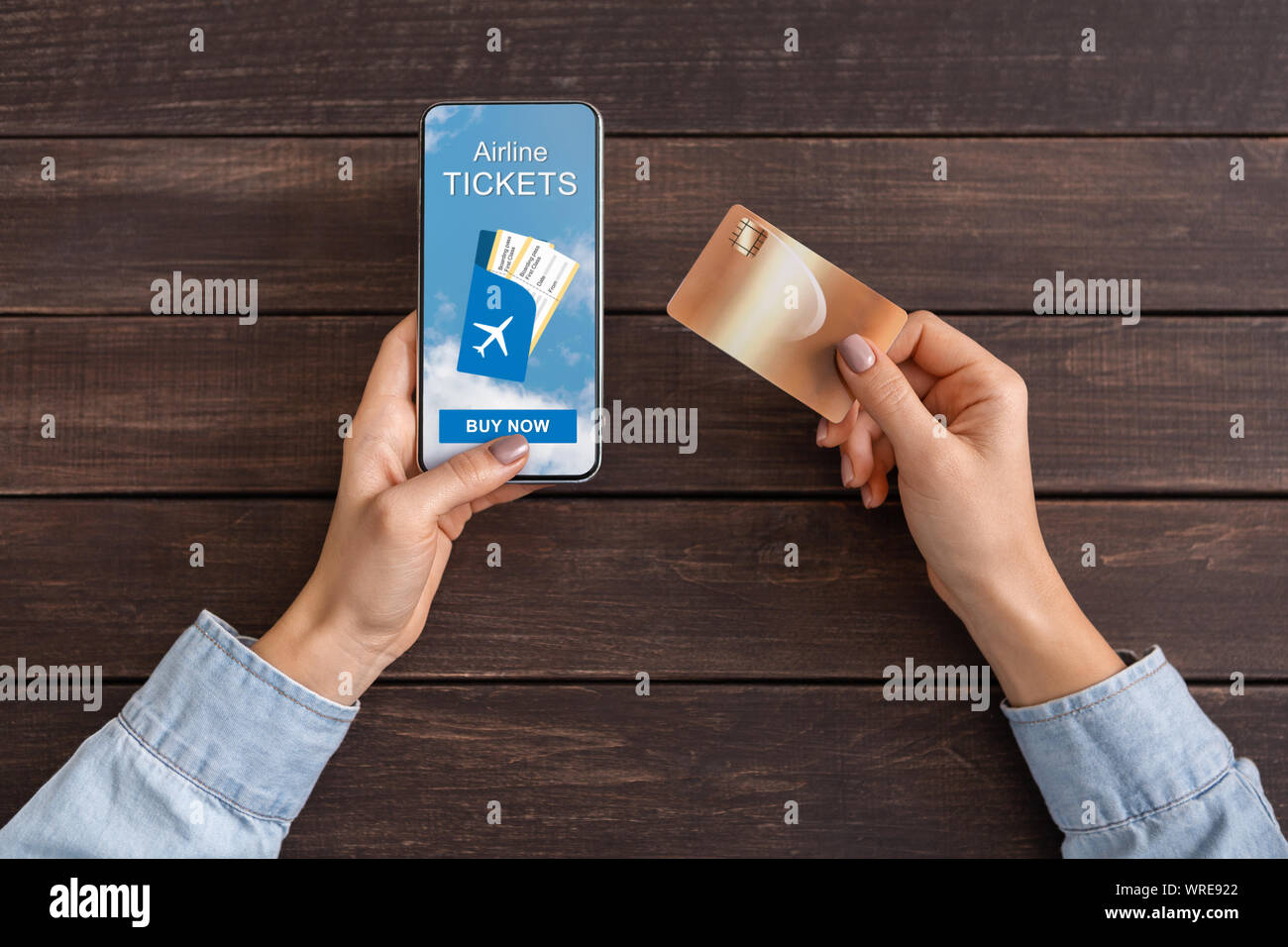 Credit card airline ticket hi-res stock photography and images - Alamy