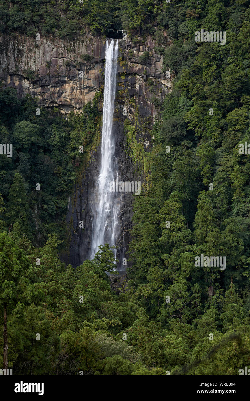 Nachi Falls – the tallest waterfall in Japan with single uninterrupted ...
