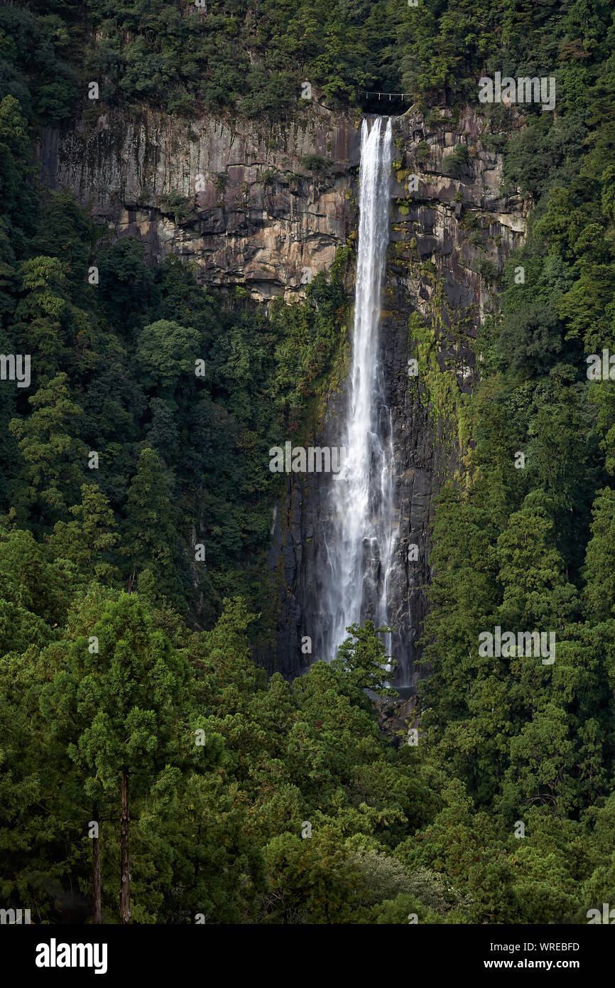 Nachi Falls – the tallest waterfall in Japan with single uninterrupted ...