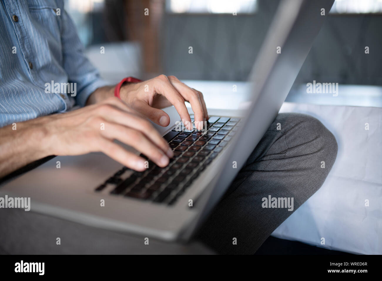 Freelancer working hard while having too much tasks Stock Photo - Alamy