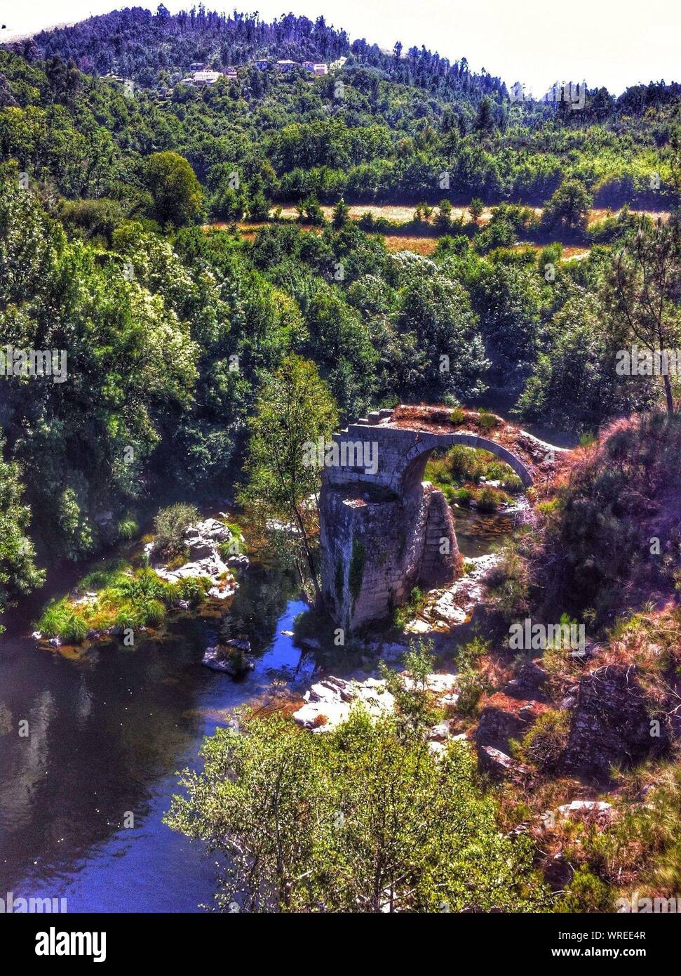 Broken bridge hi-res stock photography and images - Alamy
