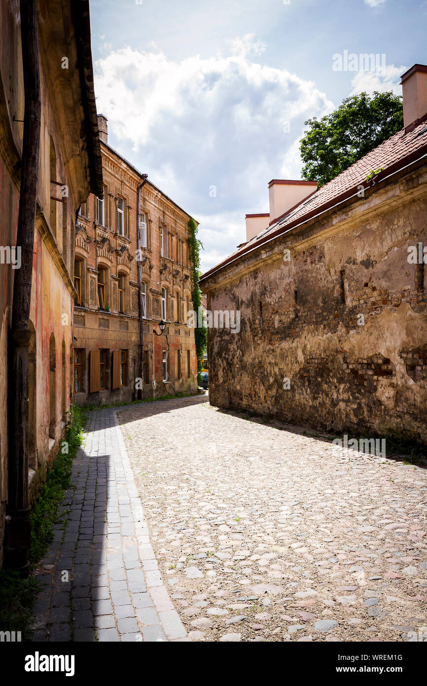 Street in old town of Vilnius, Lithuania Stock Photo - Alamy