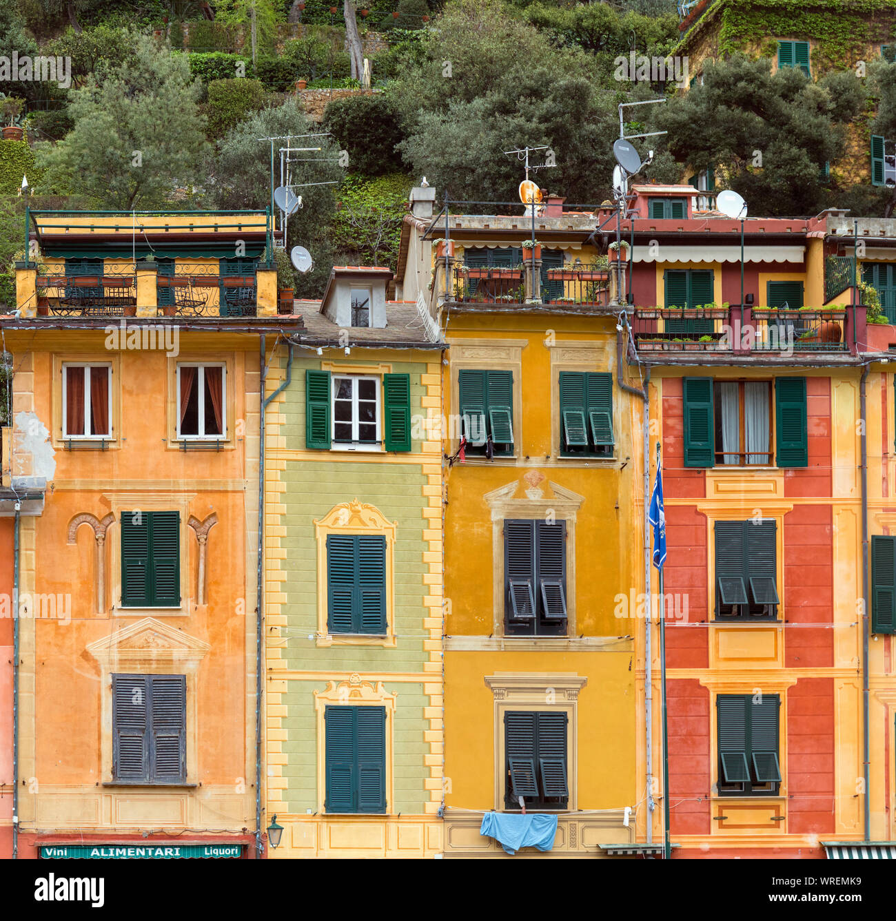 Real estate in italy hi-res stock photography and images - Alamy