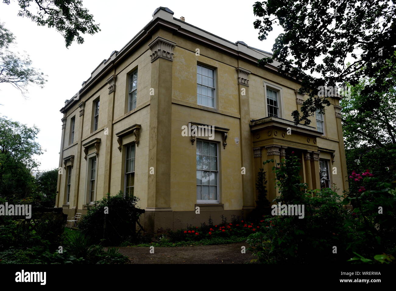 Mary barton elizabeth gaskell hi-res stock photography and images - Alamy