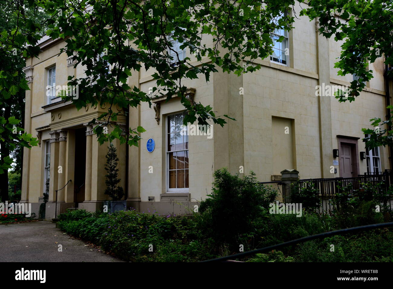 Mary barton elizabeth gaskell hi-res stock photography and images - Alamy