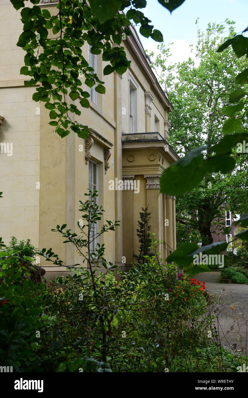 Elizabeth stevenson hi-res stock photography and images - Alamy