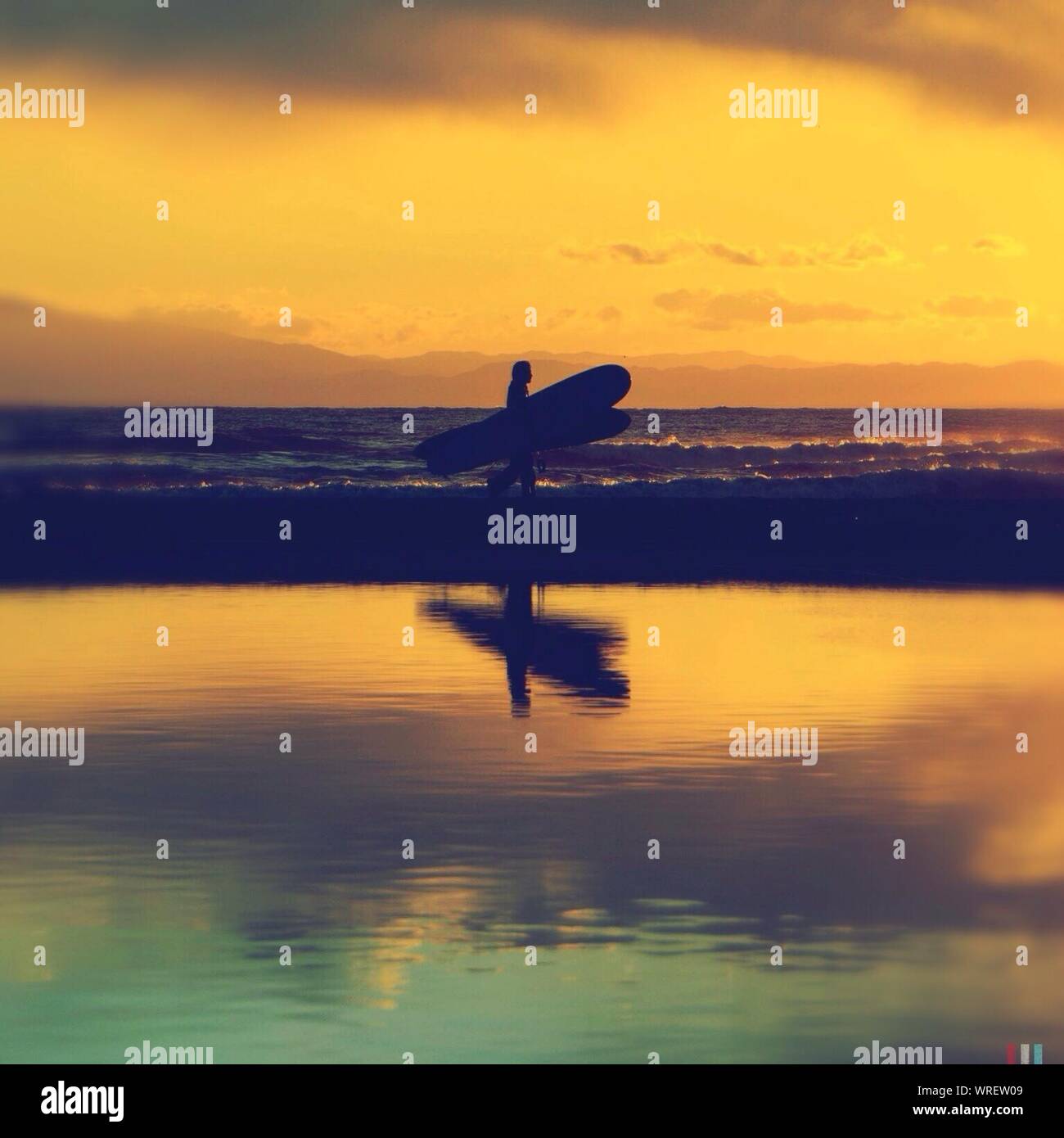 Reflection on the beach hi-res stock photography and images - Alamy