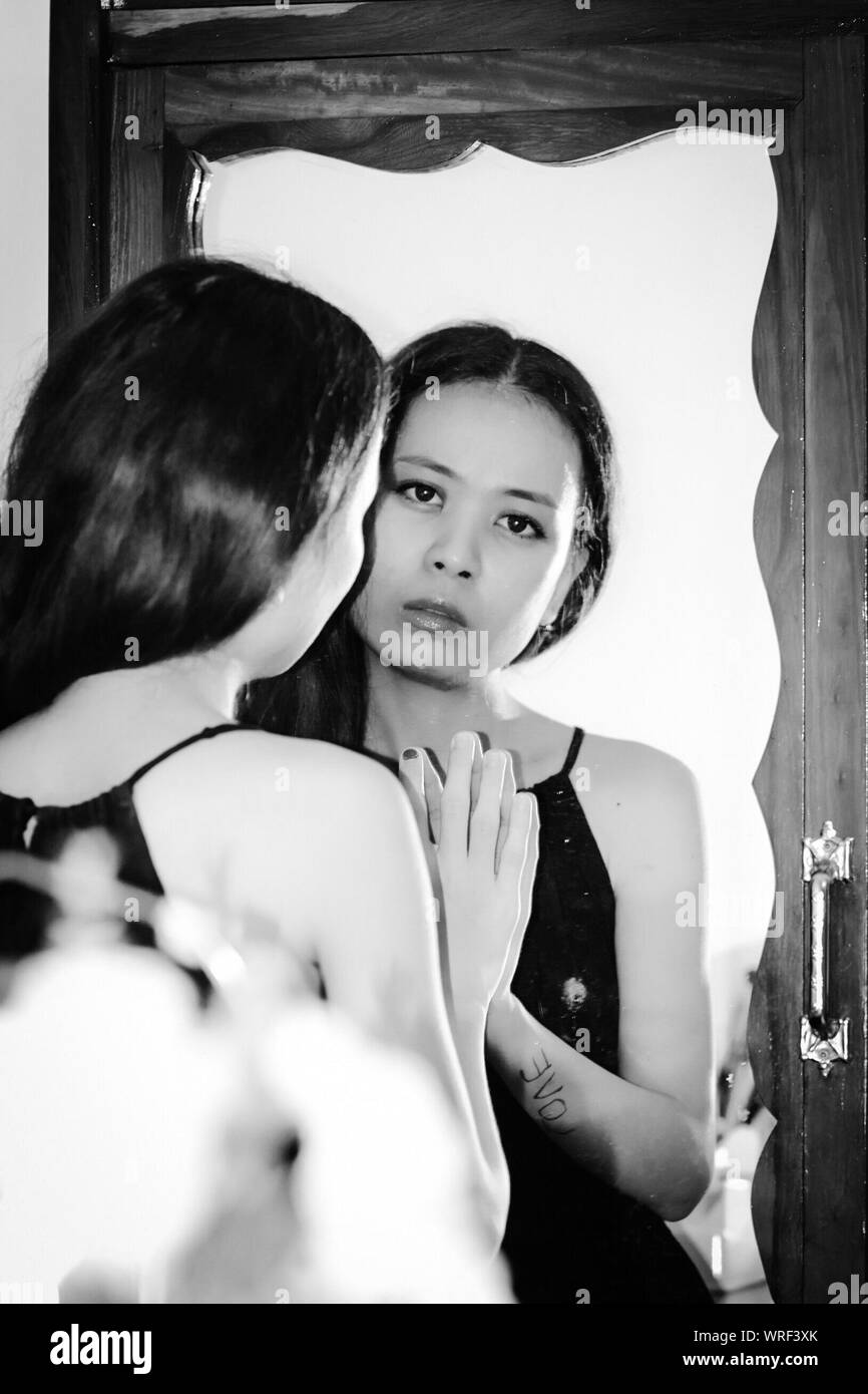 Woman rear view mirror Black and White Stock Photos & Images - Alamy