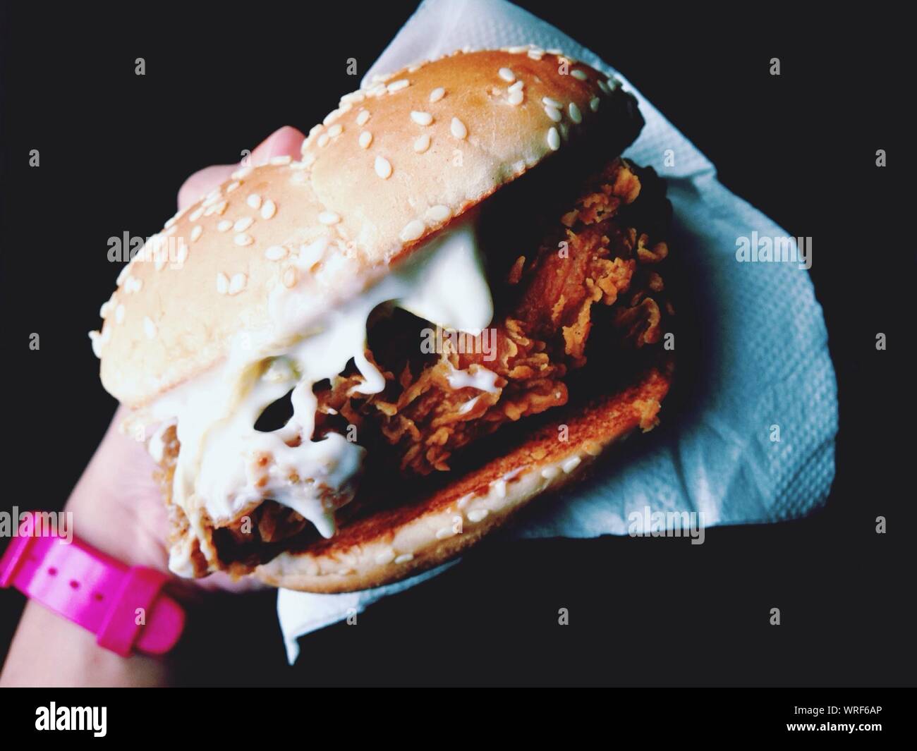 Hand cheeseburger hi-res stock photography and images - Alamy
