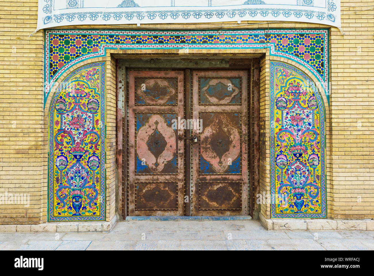 Golestan Palace, Tent House Entrance, Ceramic Tiles, Tehran, Islamic ...
