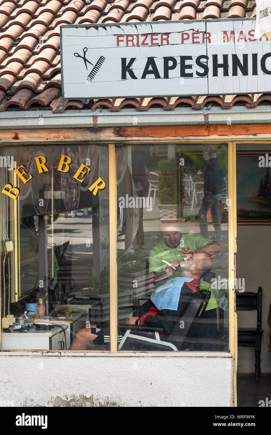 Albanian kosovo men hi-res stock photography and images - Alamy