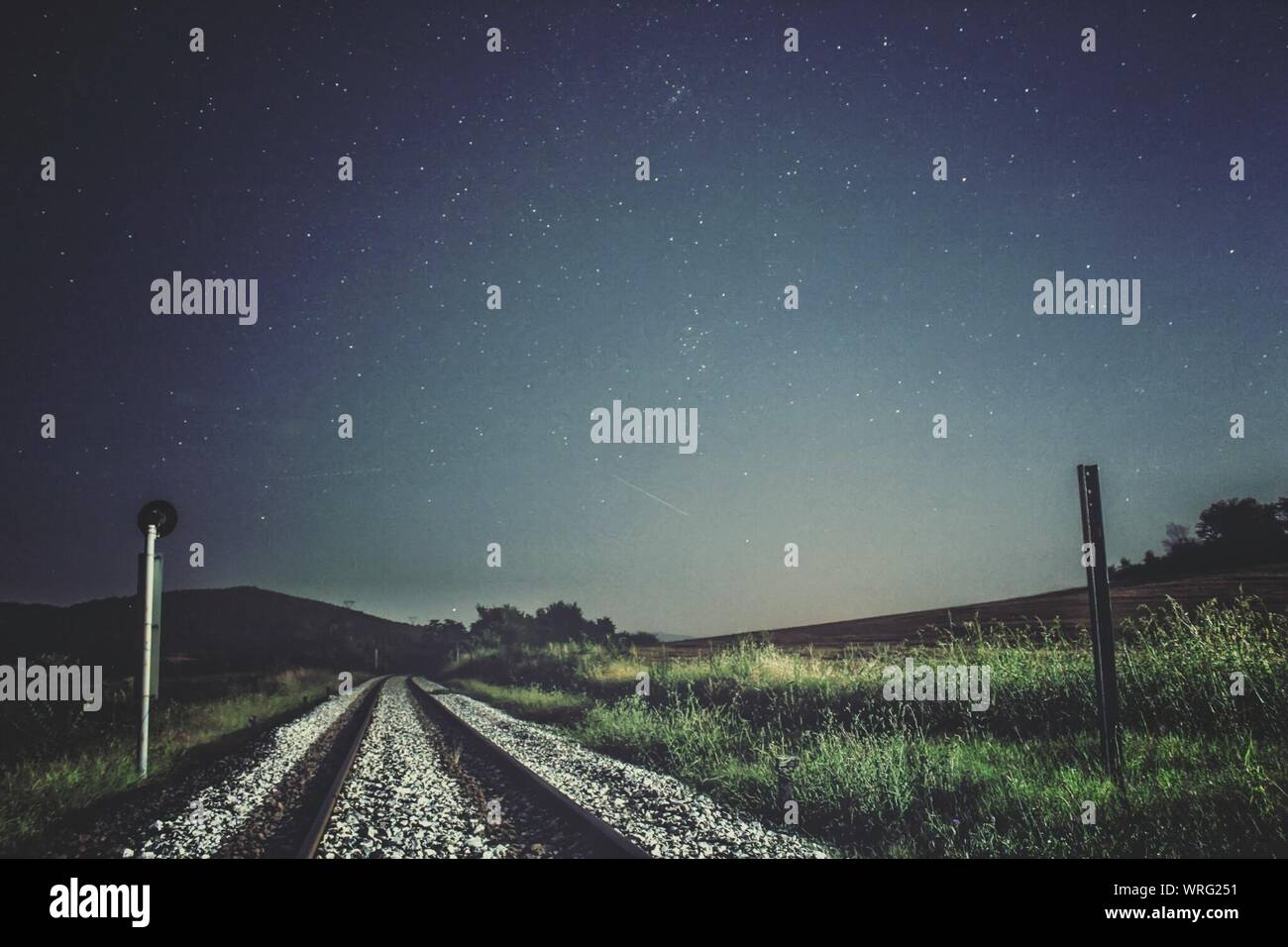 Star field railroad tracks hi-res stock photography and images - Alamy