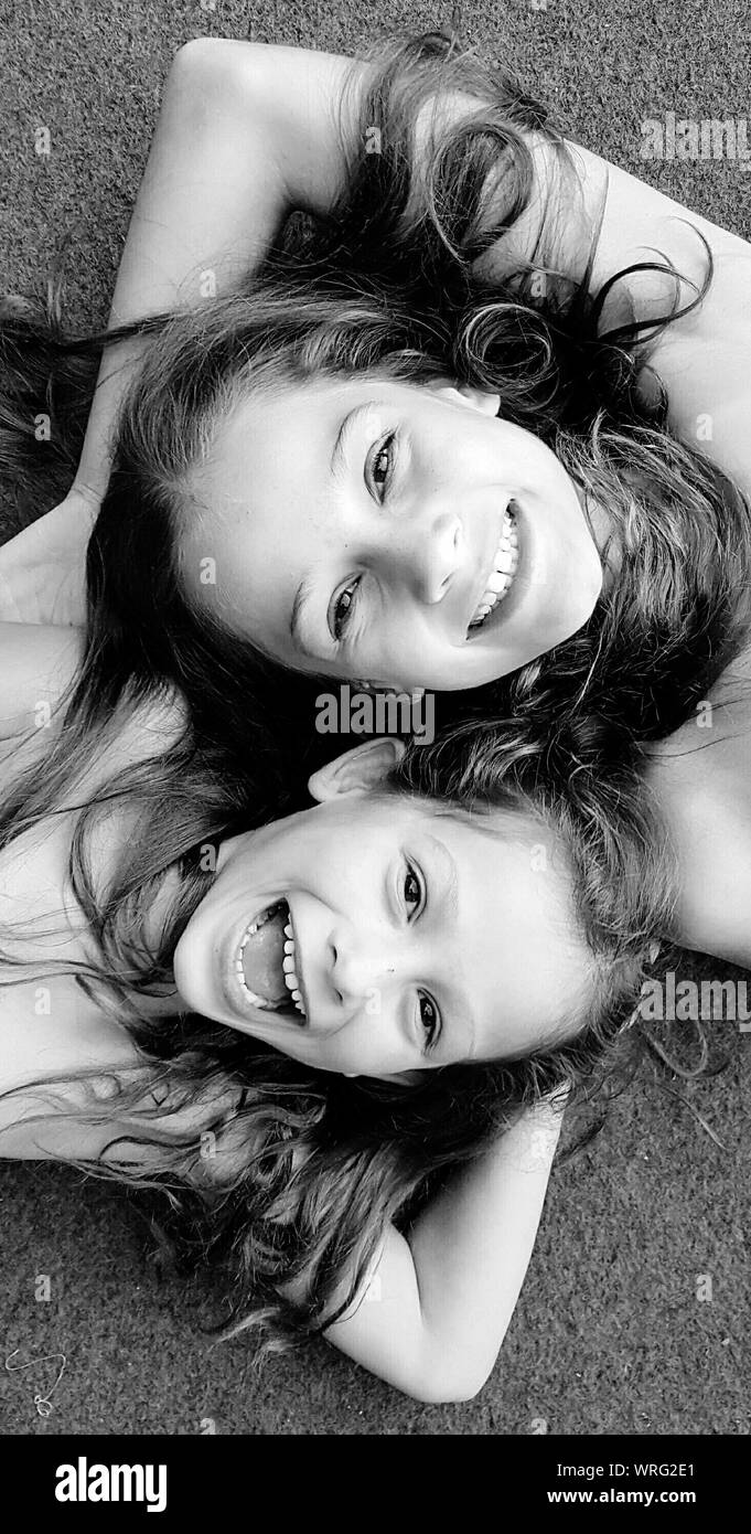 Portrait of two girls hi-res stock photography and images - Alamy