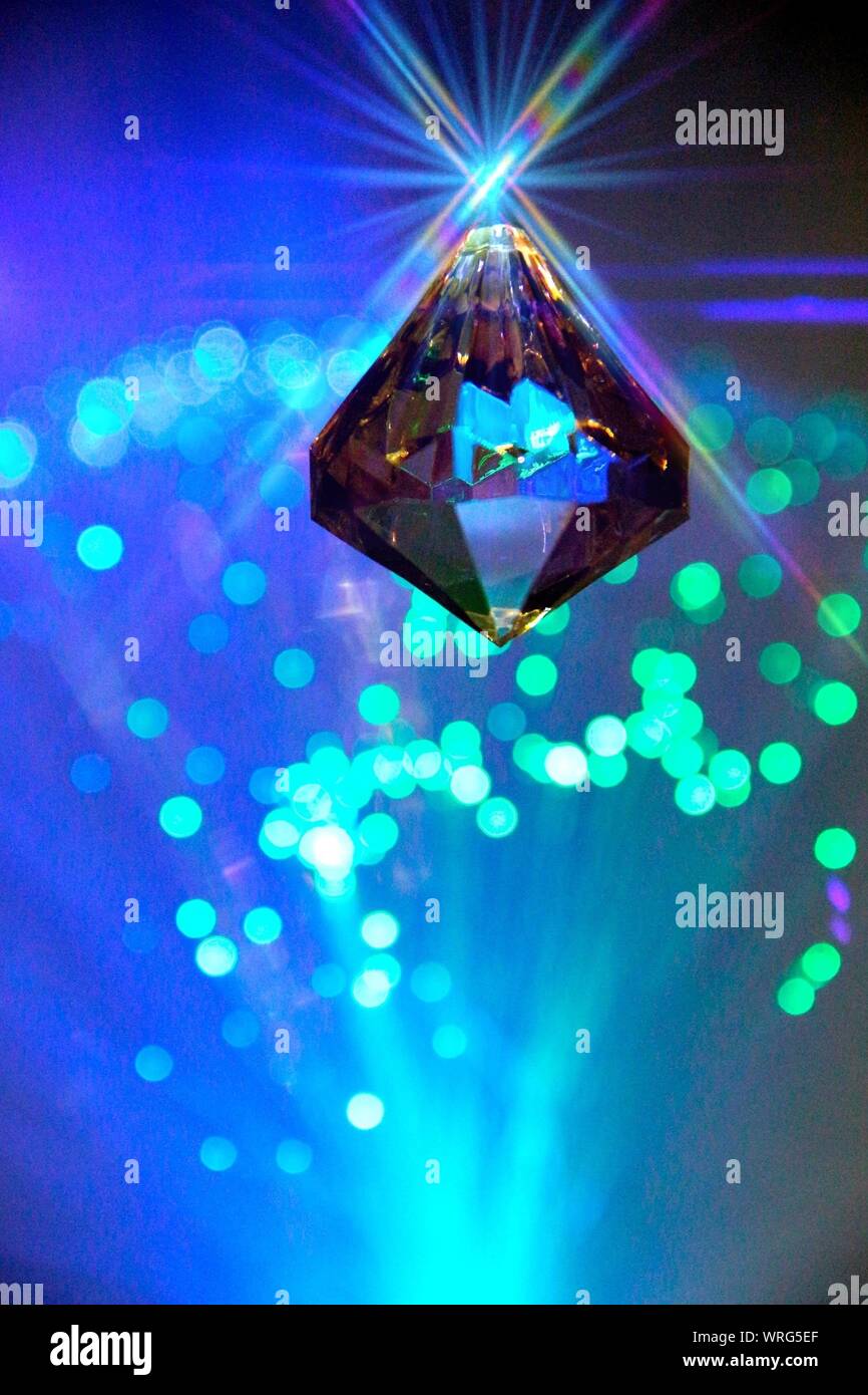 Refraction beam hi-res stock photography and images - Alamy