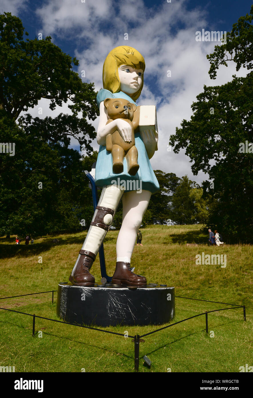 Damien hirst charity hi-res stock photography and images - Alamy