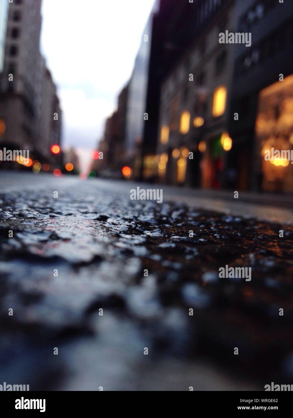 Wet city hi-res stock photography and images - Alamy