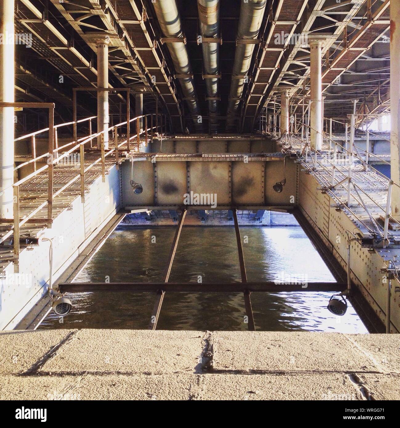 Pipeline over canal hi-res stock photography and images - Alamy