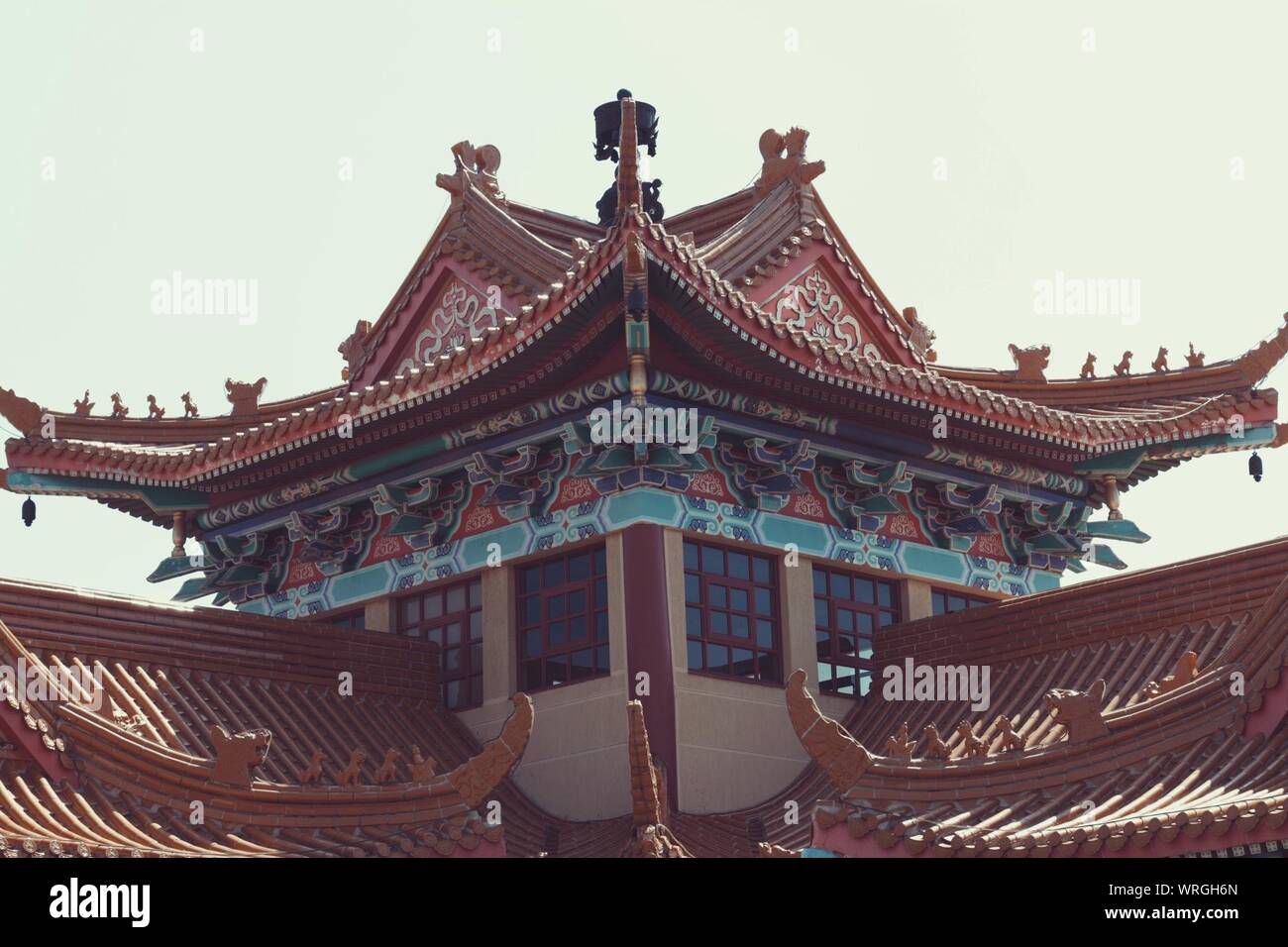 Chinese roof details hi-res stock photography and images - Alamy