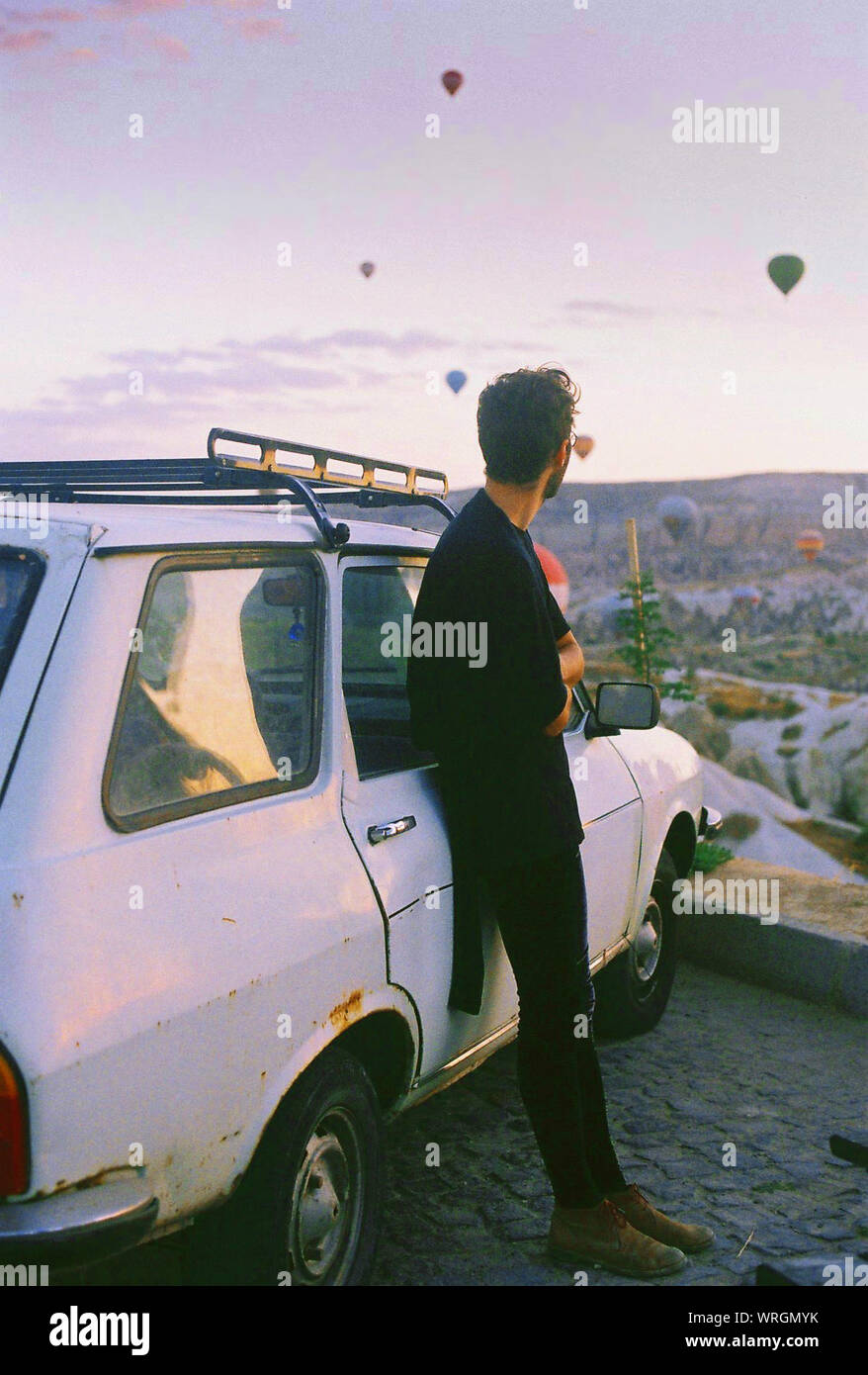 Car full of balloons hi-res stock photography and images - Alamy