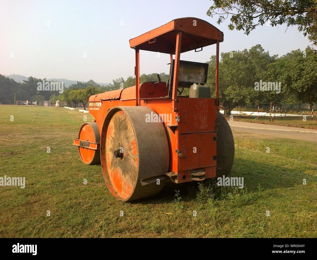 But steamroller hi-res stock photography and images - Alamy