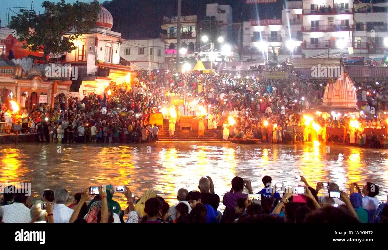 Indian people praying hi-res stock photography and images - Alamy