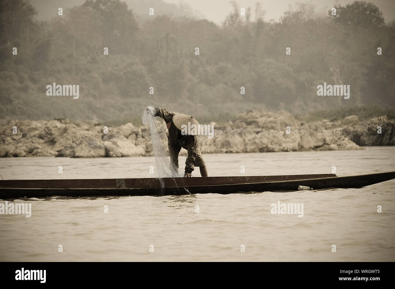 Fisherman pulling hi-res stock photography and images - Alamy