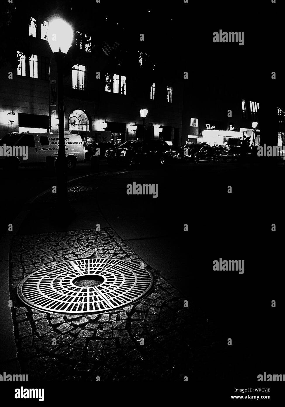 Manhole Black and White Stock Photos & Images - Alamy