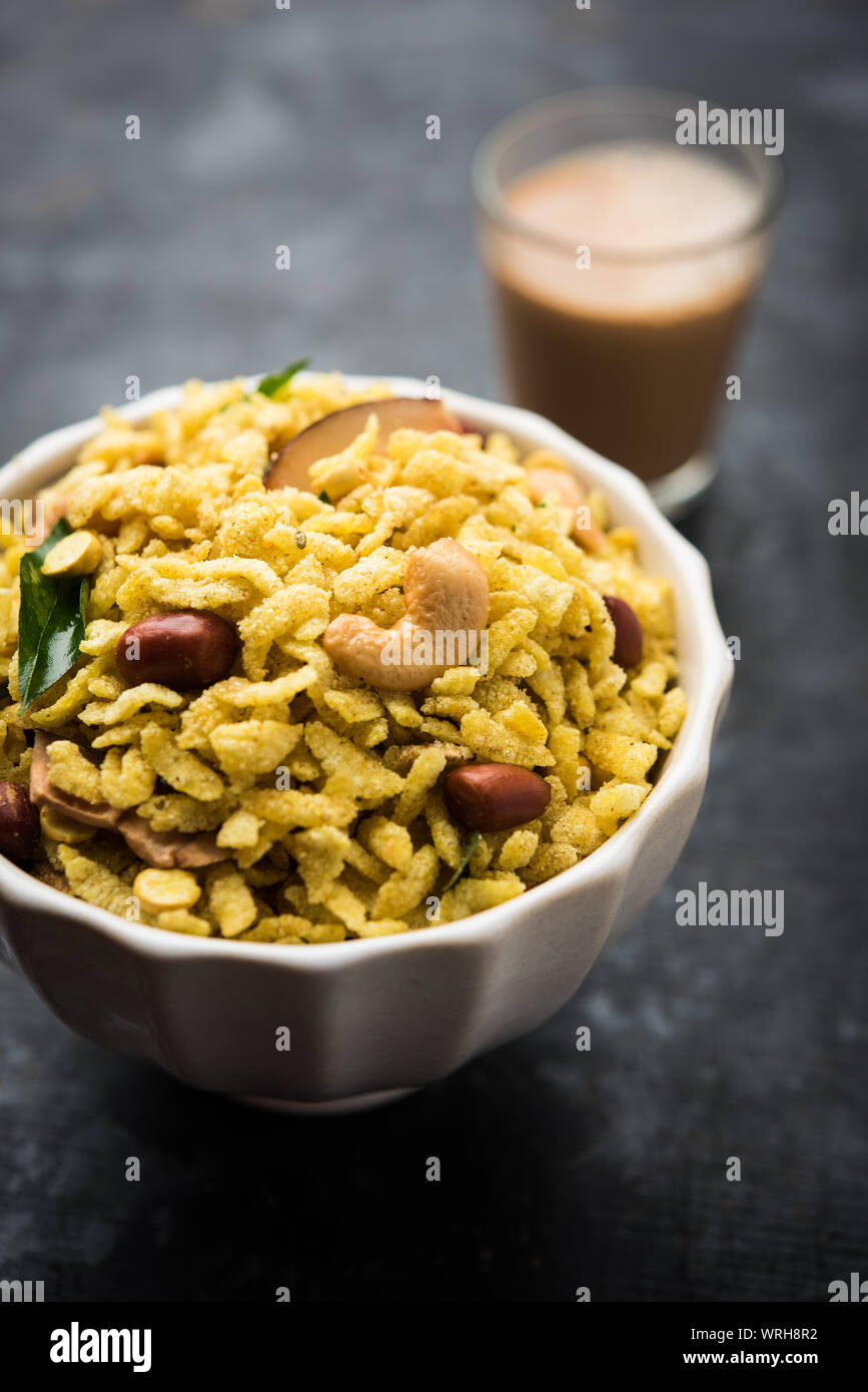 Jada Poha Namkeen Chivda / Thick Pohe Chiwda is a jar snack with a mix ...