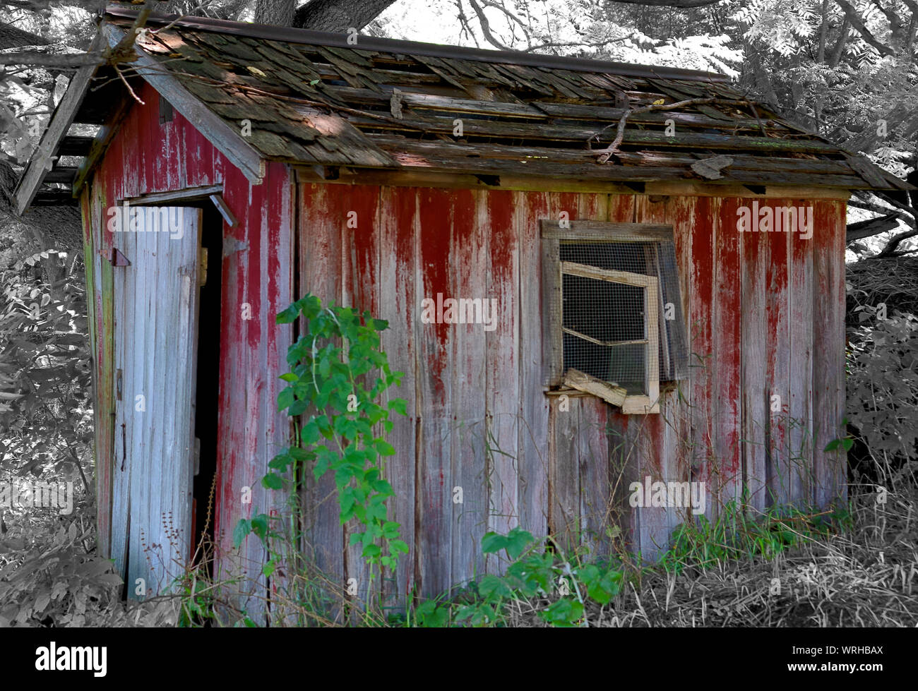 Broken Down Shed Stock Photos & Broken Down Shed Stock Images - Alamy