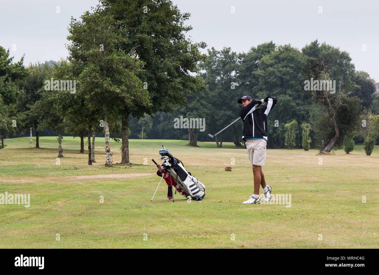 Golfers and swing hi-res stock photography and images - Alamy