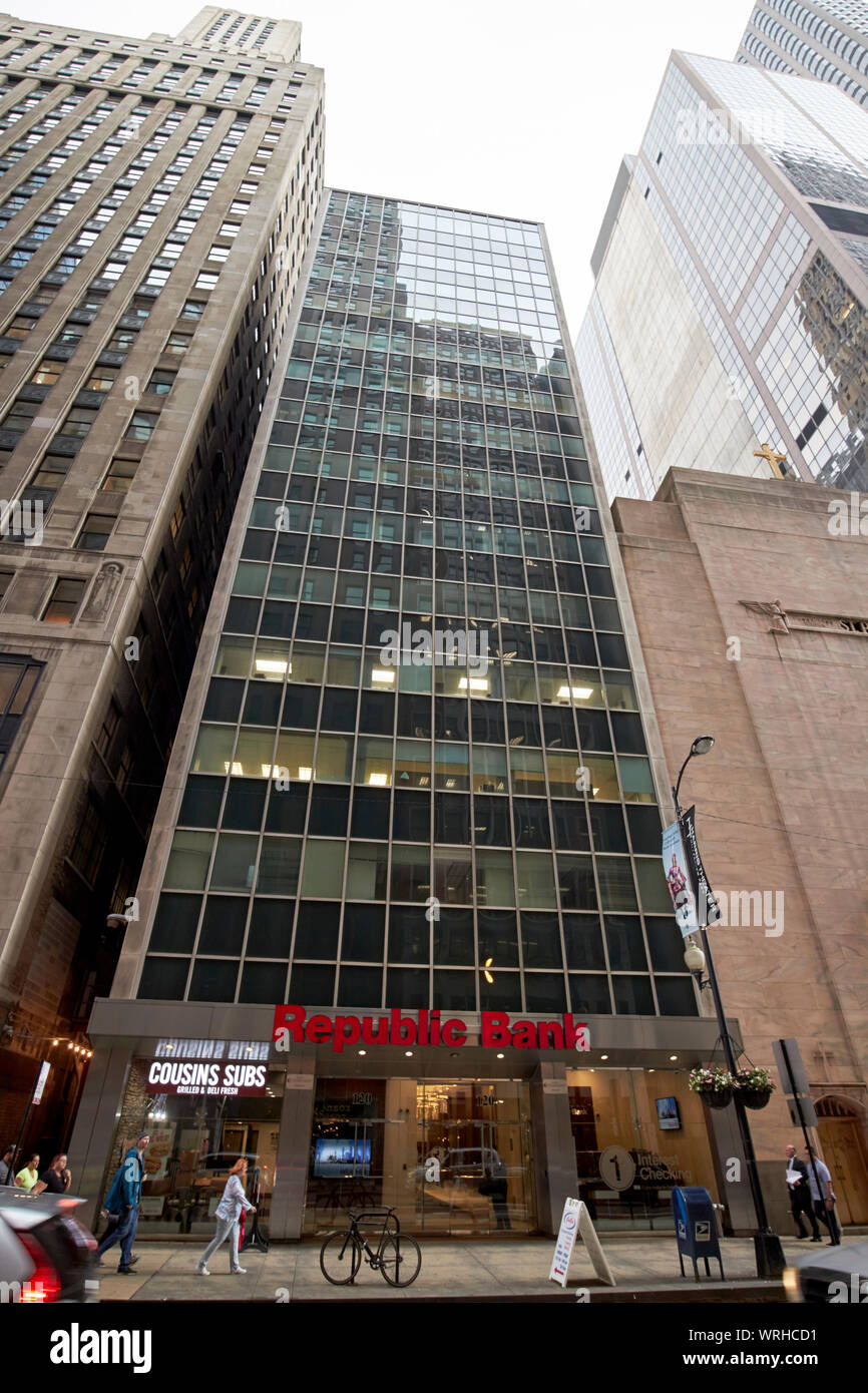 Republic Bank of Chicago branch in 120 west madison intercounty title ...