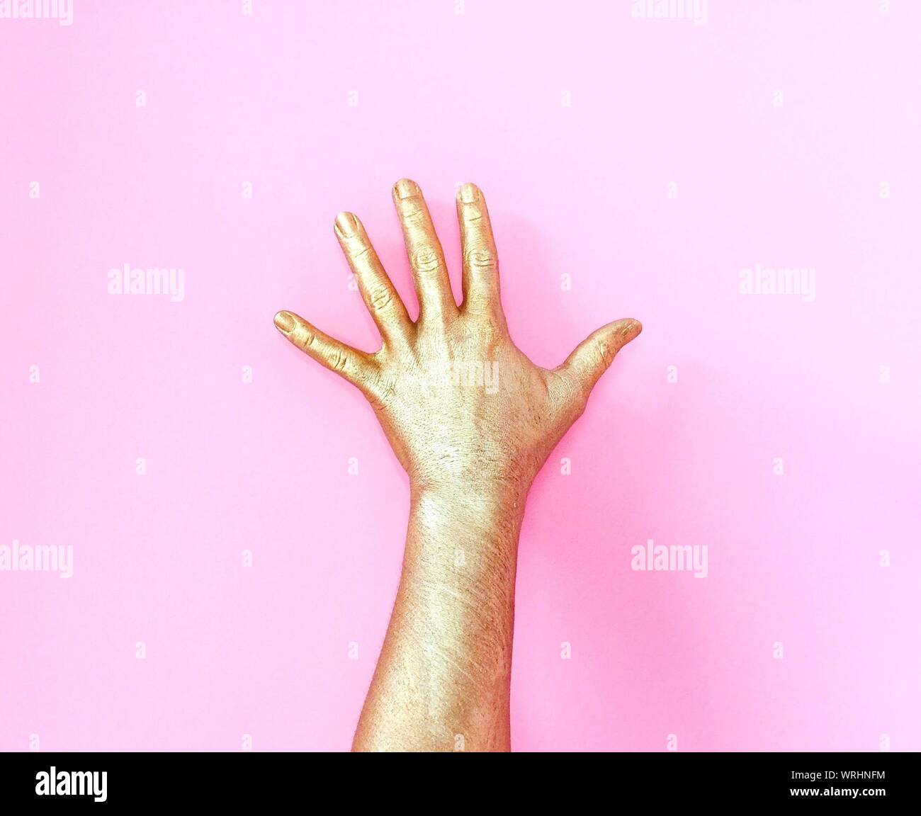 Painted pink background hi-res stock photography and images - Alamy